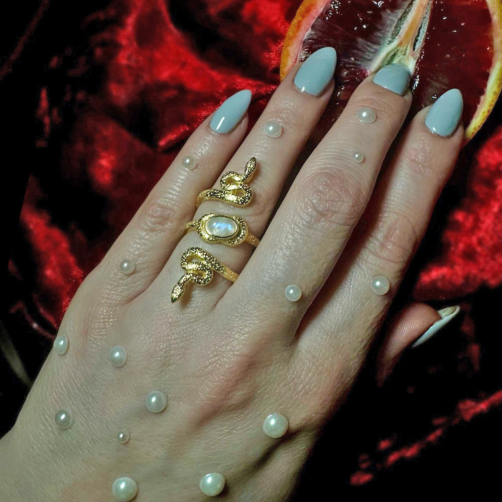 Hercules Knot Snake Ring – Pygmy Hippo Shoppe